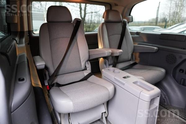 Mercedes-Benz Viano 2010 Rīga, ar dzinēja tilpumu 3.00 L un nobraukumu 314 tūkst. km par 8490 €, foto 9 vietnē AUTOMOTO.COM.LV