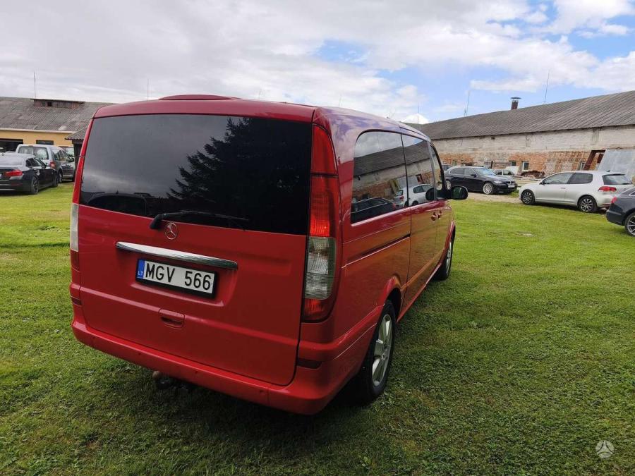 Red Mercedes-Benz Viano 2005 in Marijampole, with an engine capacity of 2.00 L and mileage of 306 thousand km for 5900 €, photo 3 on AUTOMOTO.COM.LV