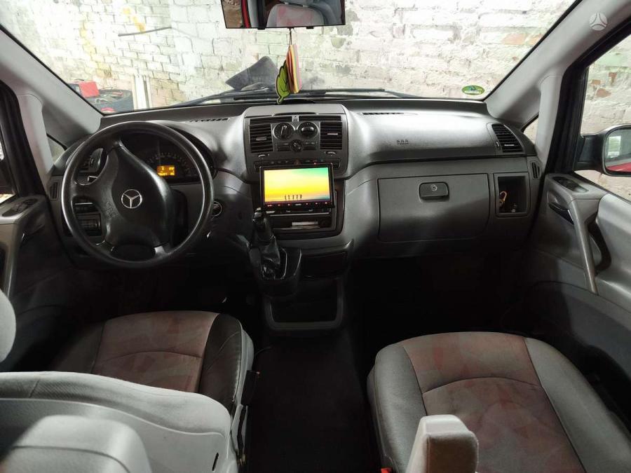 Red Mercedes-Benz Viano 2005 in Marijampole, with an engine capacity of 2.00 L and mileage of 306 thousand km for 5900 €, photo 12 on AUTOMOTO.COM.LV
