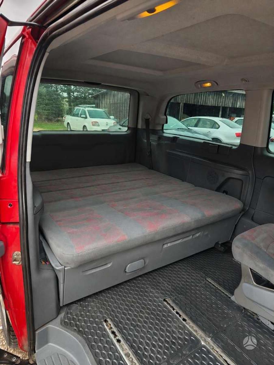 Red Mercedes-Benz Viano 2005 in Marijampole, with an engine capacity of 2.00 L and mileage of 306 thousand km for 5900 €, photo 17 on AUTOMOTO.COM.LV