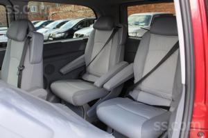 Red Mercedes-Benz Viano 2008 in Liepaja, with an engine capacity of 2.20 L and mileage of 256 thousand km for 11800 €, photo 9 on AUTOMOTO.COM.LV