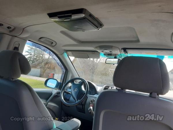 Sarkans Mercedes-Benz Viano 2004 Rakvere, ar dzinēja tilpumu 2.10 L un nobraukumu 483 tūkst. km par 4900 €, foto 6 vietnē AUTOMOTO.COM.LV