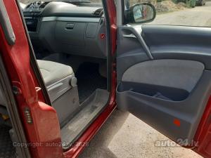 Sarkans Mercedes-Benz Viano 2004 Rakvere, ar dzinēja tilpumu 2.10 L un nobraukumu 483 tūkst. km par 4900 €, foto 9 vietnē AUTOMOTO.COM.LV
