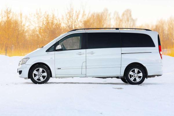 White Mercedes-Benz Viano 2012 in Jelgava, with an engine capacity of 3.00 L and mileage of 397 thousand km for 12900 €, photo 5 on AUTOMOTO.COM.LV