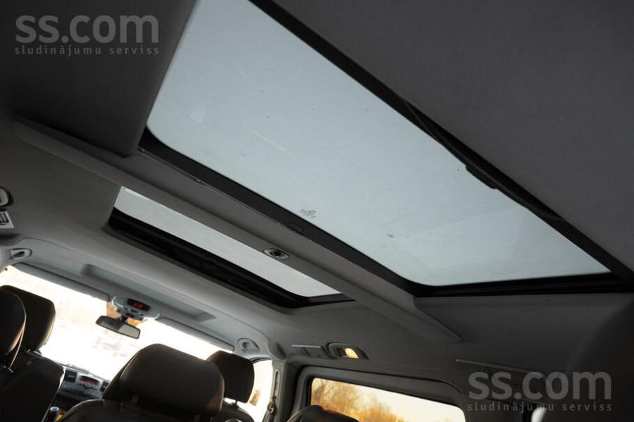 Balts Mercedes-Benz Viano 2012 Jelgava, ar dzinēja tilpumu 3.00 L un nobraukumu 395 tūkst. km par 12500 €, foto 3 vietnē AUTOMOTO.COM.LV