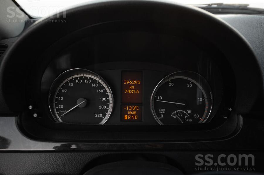 Balts Mercedes-Benz Viano 2012 Jelgava, ar dzinēja tilpumu 3.00 L un nobraukumu 395 tūkst. km par 12500 €, foto 6 vietnē AUTOMOTO.COM.LV