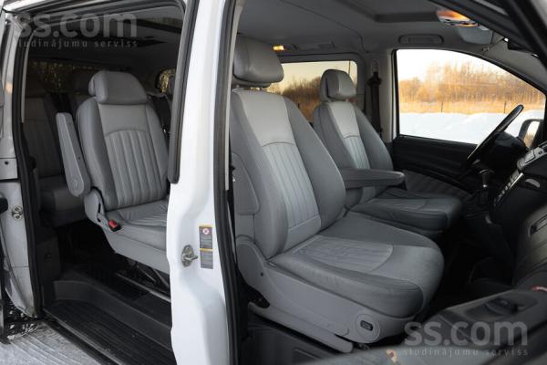 White Mercedes-Benz Viano 2012 in Jelgava, with an engine capacity of 3.00 L and mileage of 395 thousand km for 12500 €, photo 7 on AUTOMOTO.COM.LV