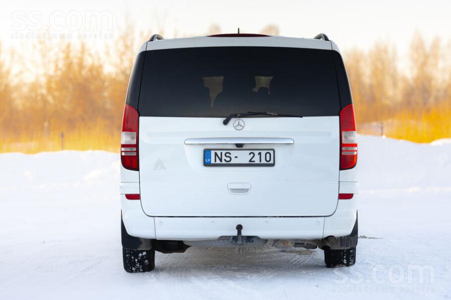 Balts Mercedes-Benz Viano 2012 Jelgava, ar dzinēja tilpumu 3.00 L un nobraukumu 395 tūkst. km par 12500 €, foto 24 vietnē AUTOMOTO.COM.LV