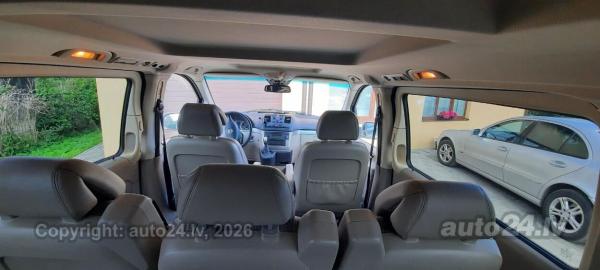 White Mercedes-Benz Viano 2009 in Tallinn, with an engine capacity of 2.10 L and mileage of 380 thousand km for 7440 €, photo 8 on AUTOMOTO.COM.LV
