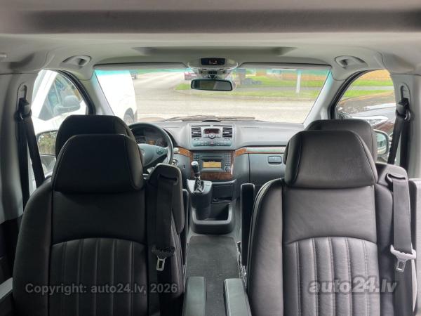 Yellow Mercedes-Benz Viano 2010 in Tallinn, with an engine capacity of 3.50 L and mileage of 496 thousand km for 6400 €, photo 4 on AUTOMOTO.COM.LV