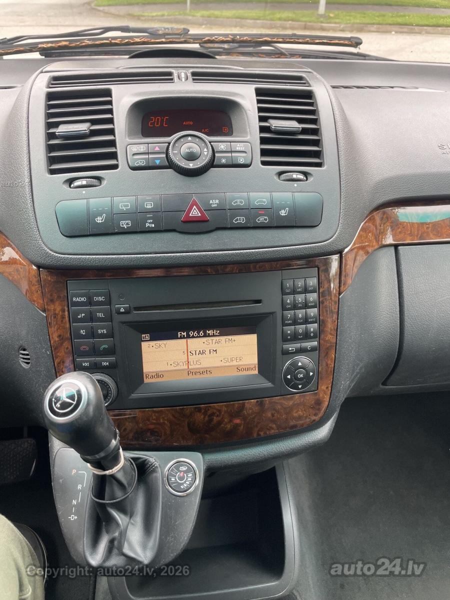 Dzeltens Mercedes-Benz Viano 2010 Tallina, ar dzinēja tilpumu 3.50 L un nobraukumu 496 tūkst. km par 6400 €, foto 10 vietnē AUTOMOTO.COM.LV