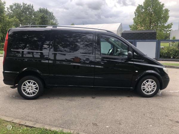 Black Mercedes-Benz Vito 2010 in Siauliai, with an engine capacity of 2.99 L and mileage of 279 thousand km for 5299 €, photo 6 on AUTOMOTO.COM.LV