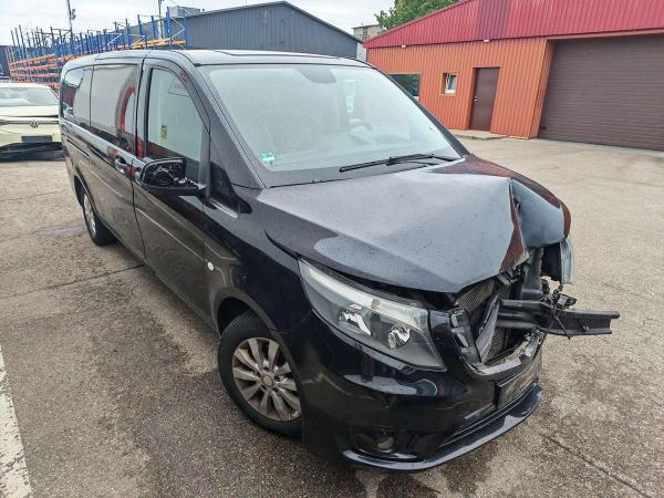 Melns Mercedes-Benz Vito 2016 Kauņa, ar dzinēja tilpumu 2.20 L un nobraukumu 250 tūkst. km par 11500 €, foto 1 vietnē AUTOMOTO.COM.LV