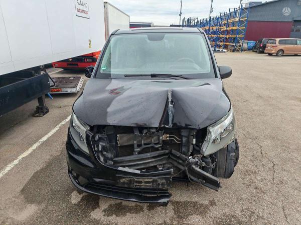 Melns Mercedes-Benz Vito 2016 Kauņa, ar dzinēja tilpumu 2.20 L un nobraukumu 250 tūkst. km par 11500 €, foto 2 vietnē AUTOMOTO.COM.LV