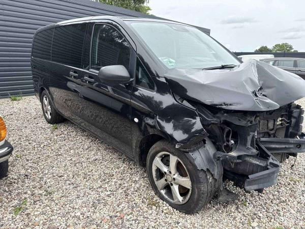 Melns Mercedes-Benz Vito 2017 Kauņa, ar dzinēja tilpumu 2.14 L un nobraukumu 221 tūkst. km par 8800 €, foto 2 vietnē AUTOMOTO.COM.LV