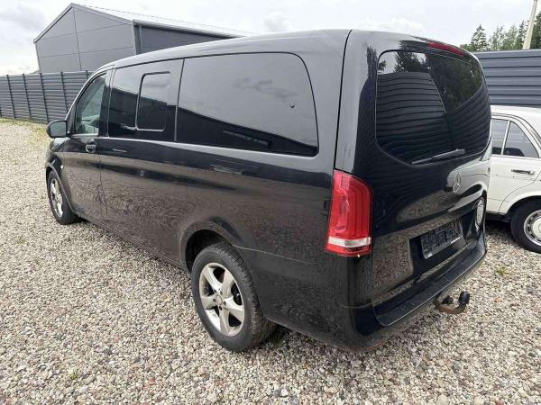Melns Mercedes-Benz Vito 2017 Kauņa, ar dzinēja tilpumu 2.14 L un nobraukumu 221 tūkst. km par 8800 €, foto 4 vietnē AUTOMOTO.COM.LV