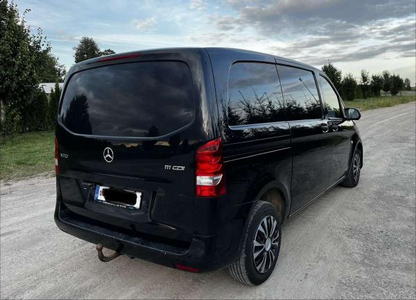 Melns Mercedes-Benz Vito 2017 Viļņa, ar dzinēja tilpumu 1.60 L un nobraukumu 290 tūkst. km par 7600 €, foto 5 vietnē AUTOMOTO.COM.LV