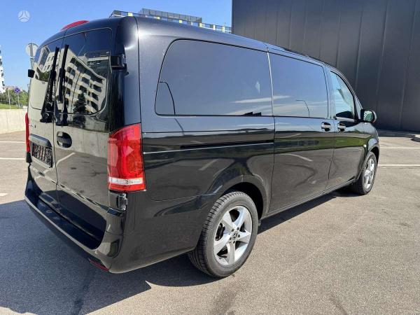 Black Mercedes-Benz Vito 2018 in Vilnius, with an engine capacity of 2.00 L and mileage of 103 thousand km for 17500 €, photo 6 on AUTOMOTO.COM.LV