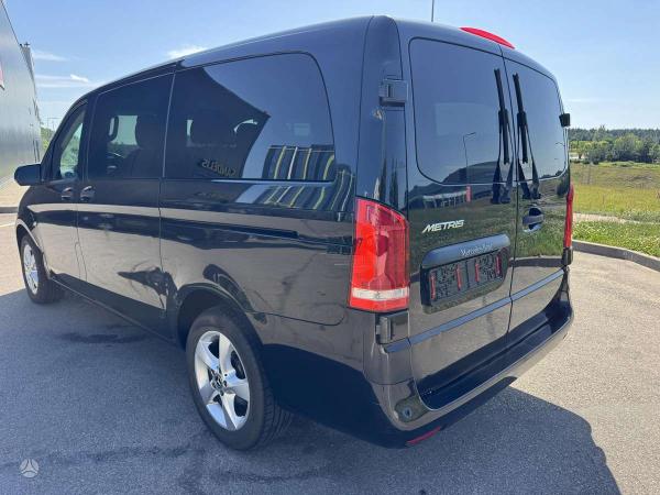 Black Mercedes-Benz Vito 2018 in Vilnius, with an engine capacity of 2.00 L and mileage of 103 thousand km for 17500 €, photo 7 on AUTOMOTO.COM.LV
