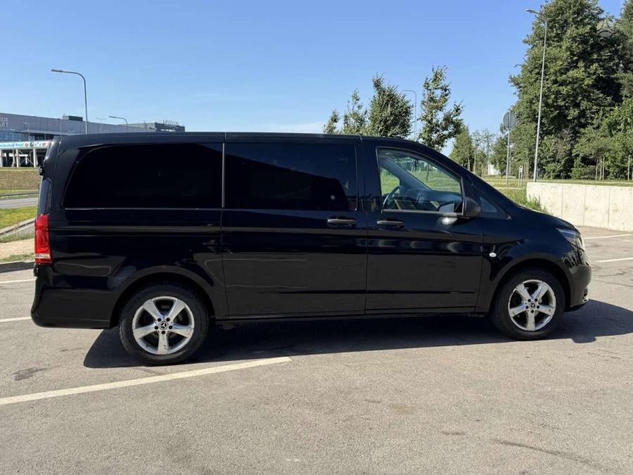 Melns Mercedes-Benz Vito 2018 Viļņa, ar dzinēja tilpumu 2.00 L un nobraukumu 103 tūkst. km par 17500 €, foto 12 vietnē AUTOMOTO.COM.LV