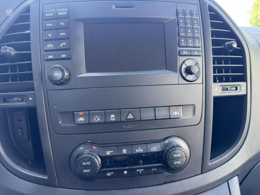 Melns Mercedes-Benz Vito 2018 Viļņa, ar dzinēja tilpumu 2.00 L un nobraukumu 103 tūkst. km par 17500 €, foto 17 vietnē AUTOMOTO.COM.LV