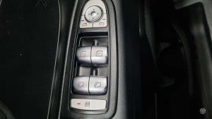Black Mercedes-Benz Vito 2019 in Radviliskis, with an engine capacity of 1.95 L and mileage of 266 thousand km for 18089 €, photo 26 on AUTOMOTO.COM.LV