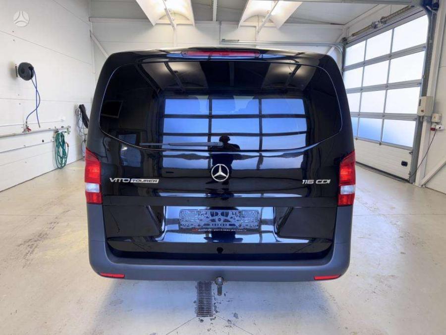 Melns Mercedes-Benz Vito 2019 Radviliškis, ar dzinēja tilpumu 1.95 L un nobraukumu 266 tūkst. km par 18089 €, foto 6 vietnē AUTOMOTO.COM.LV