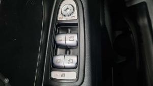 Melns Mercedes-Benz Vito 2019 Radviliškis, ar dzinēja tilpumu 1.95 L un nobraukumu 266 tūkst. km par 18089 €, foto 26 vietnē AUTOMOTO.COM.LV