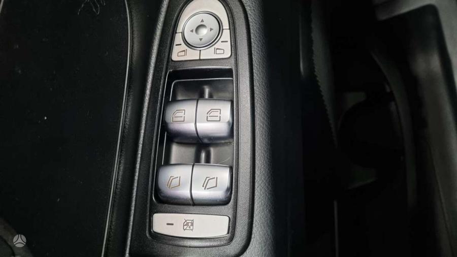 Melns Mercedes-Benz Vito 2019 Radviliškis, ar dzinēja tilpumu 1.95 L un nobraukumu 266 tūkst. km par 18089 €, foto 26 vietnē AUTOMOTO.COM.LV