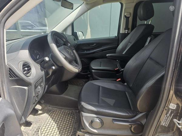 Melns Mercedes-Benz Vito 2019 Kelmė, ar dzinēja tilpumu 2.14 L un nobraukumu 321 tūkst. km par 8700 €, foto 10 vietnē AUTOMOTO.COM.LV