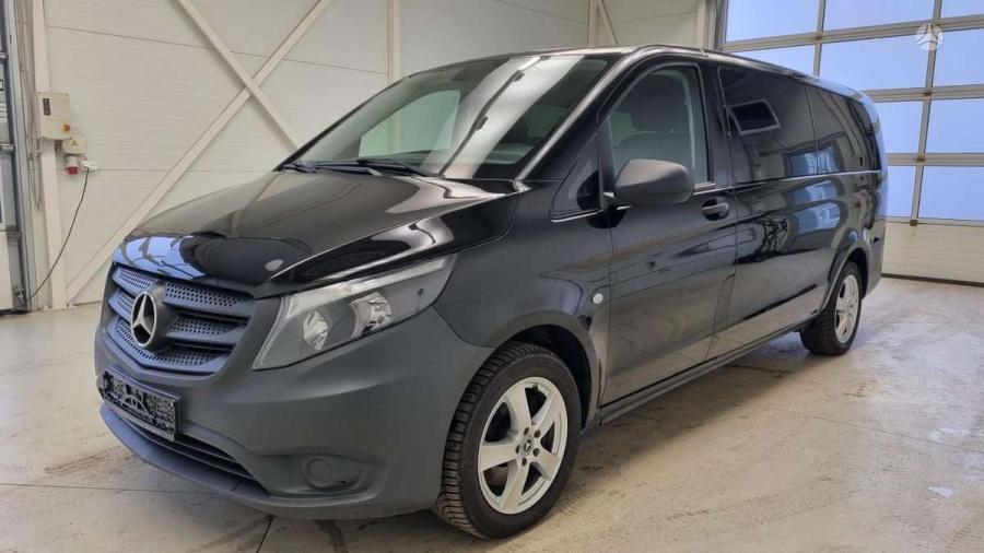 Black Mercedes-Benz Vito 2019 in Radviliskis, with an engine capacity of 1.95 L and mileage of 266 thousand km for 18089 €, photo 1 on AUTOMOTO.COM.LV