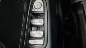 Black Mercedes-Benz Vito 2019 in Radviliskis, with an engine capacity of 1.95 L and mileage of 266 thousand km for 18089 €, photo 26 on AUTOMOTO.COM.LV