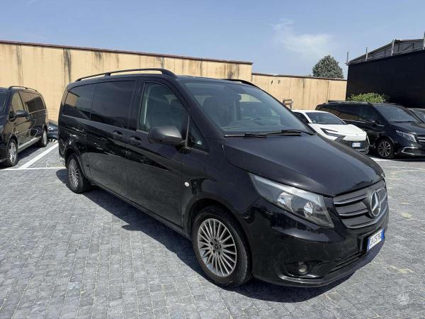 Black Mercedes-Benz Vito 2021 in Siauliai, with an engine capacity of 1.95 L and mileage of 500 thousand km for 20800 €, photo 3 on AUTOMOTO.COM.LV