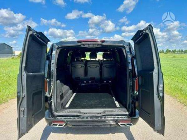 Melns Mercedes-Benz Vito 2021 Kauņa, ar dzinēja tilpumu 1.95 L un nobraukumu 169 tūkst. km par 37999 €, foto 7 vietnē AUTOMOTO.COM.LV