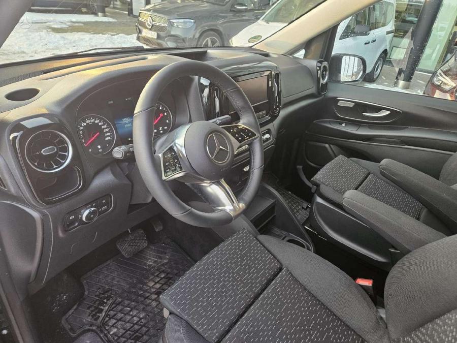 Melns Mercedes-Benz Vito 2025 Klaipėda, ar dzinēja tilpumu 1.95 L un nobraukumu 19 tūkst. km par 66000 €, foto 4 vietnē AUTOMOTO.COM.LV