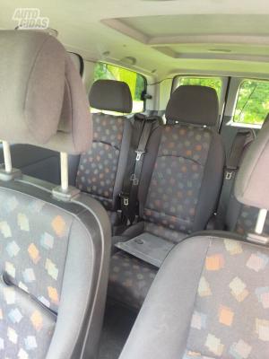 Black Mercedes-Benz Vito 2007 in Vilnius, with an engine capacity of 3.00 L and mileage of 340 thousand km for 2500 €, photo 13 on AUTOMOTO.COM.LV