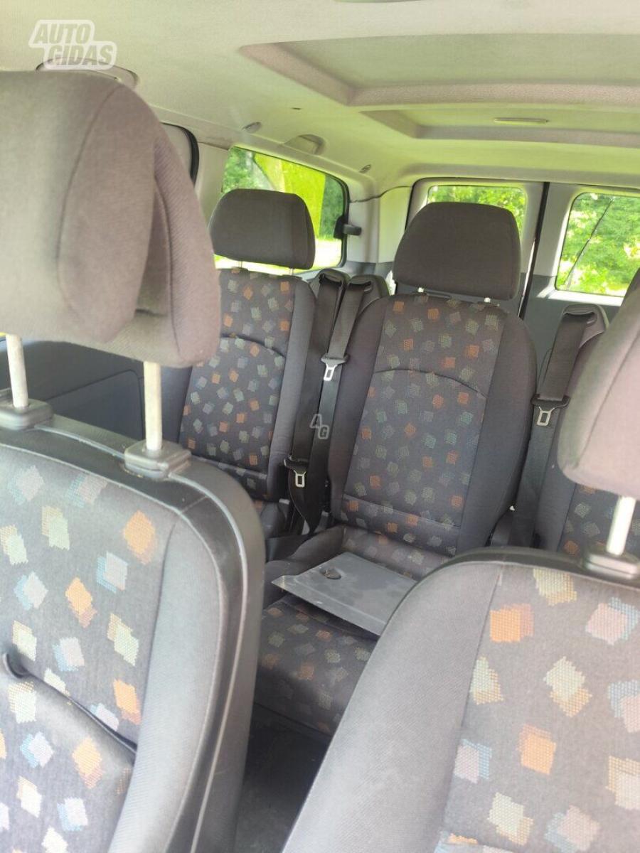 Black Mercedes-Benz Vito 2007 in Vilnius, with an engine capacity of 3.00 L and mileage of 340 thousand km for 2500 €, photo 13 on AUTOMOTO.COM.LV