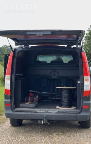 Black Mercedes-Benz Vito 2007 in Tukums, with an engine capacity of 2.20 L and mileage of 360 thousand km for 6990 €, photo 8 on AUTOMOTO.COM.LV