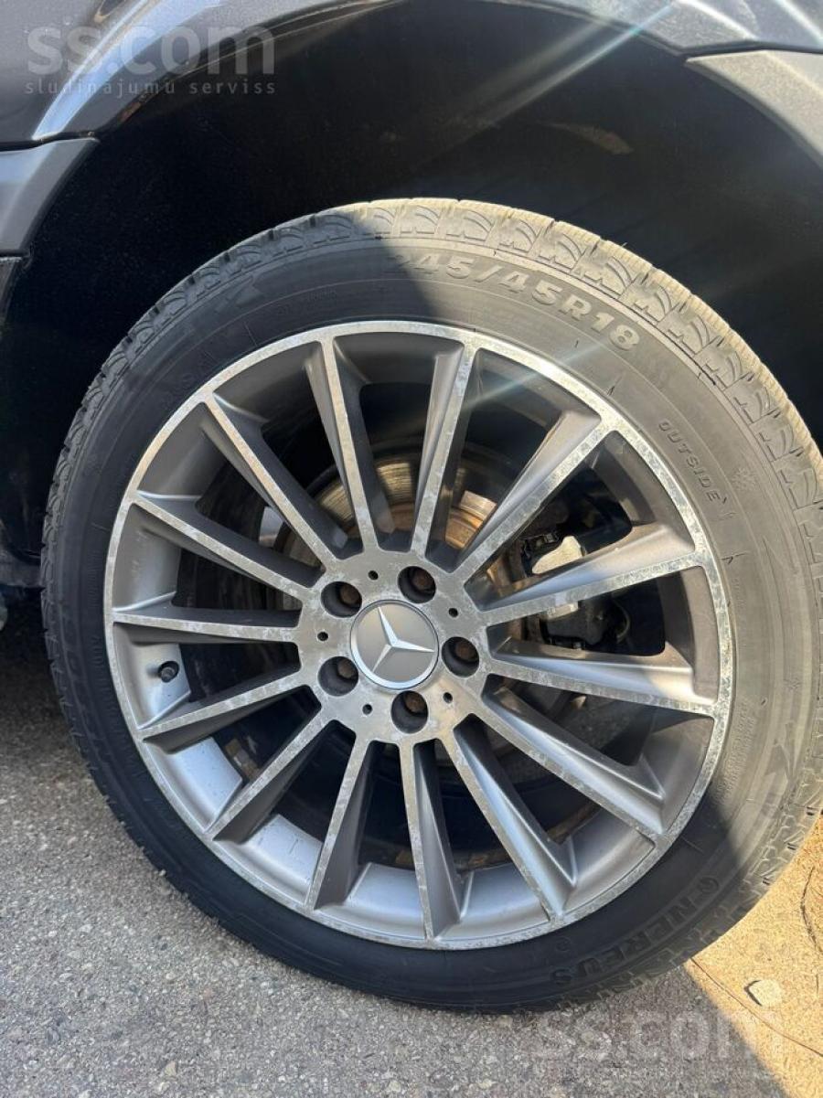 Melns Mercedes-Benz Vito 2007 Rēzekne, ar dzinēja tilpumu 2.20 L un nobraukumu 405 tūkst. km par 8200 €, foto 4 vietnē AUTOMOTO.COM.LV