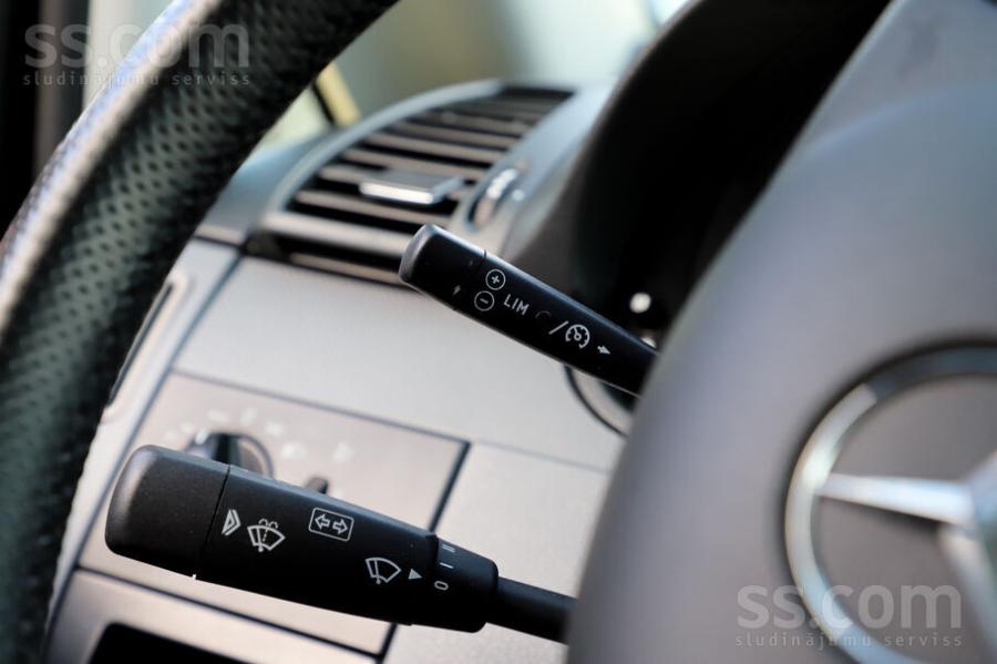 Melns Mercedes-Benz Vito 2007 Tukums, ar dzinēja tilpumu 2.20 L un nobraukumu 366 tūkst. km par 6700 €, foto 11 vietnē AUTOMOTO.COM.LV