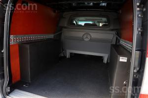 Melns Mercedes-Benz Vito 2007 Tukums, ar dzinēja tilpumu 2.20 L un nobraukumu 366 tūkst. km par 6700 €, foto 15 vietnē AUTOMOTO.COM.LV