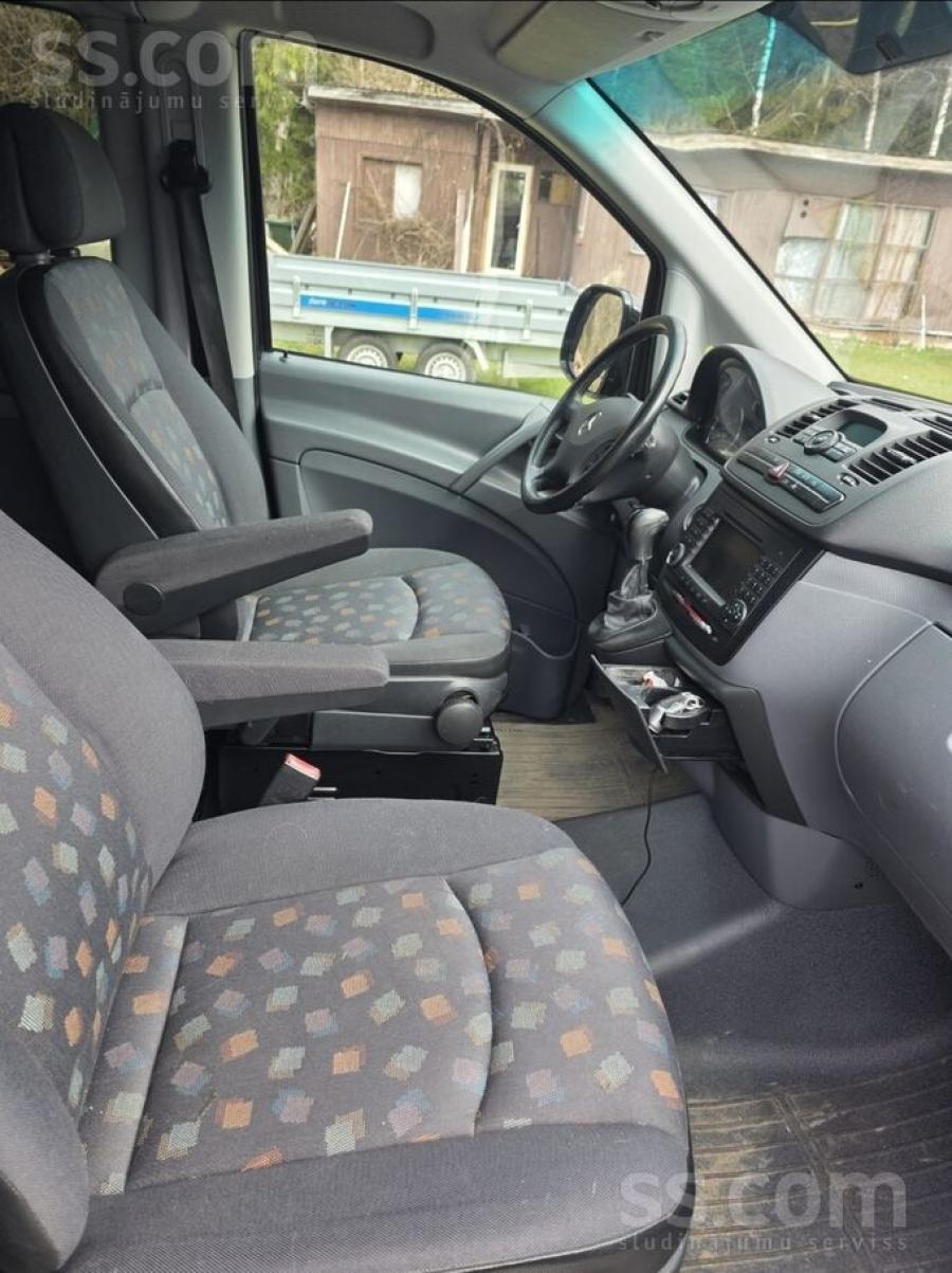 Melns Mercedes-Benz Vito 2008 Rīga, ar dzinēja tilpumu 3.00 L un nobraukumu 318 tūkst. km par 12000 €, foto 8 vietnē AUTOMOTO.COM.LV