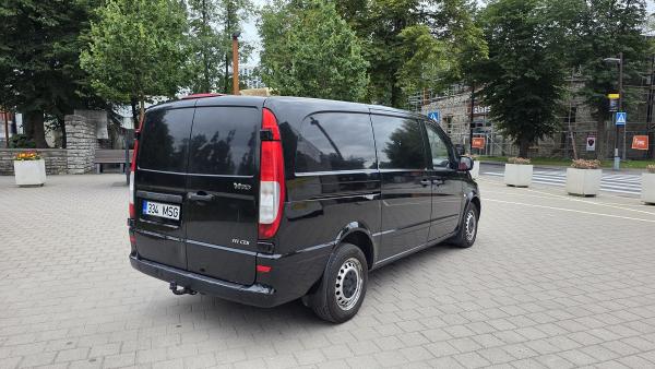 Mercedes-Benz Vito 2010 in Tallinn on AUTOMOTO.COM.LV Black Mercedes-Benz Vito 2010 in Tallinn, with an engine capacity of 2.00 L and mileage of 0 thousand km for 4500 €, photo 6 on AUTOMOTO.COM.LV