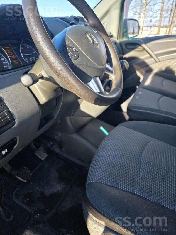 Melns Mercedes-Benz Vito 2011 Rīga, ar dzinēja tilpumu 2.10 L un nobraukumu 328 tūkst. km par 7300 €, foto 8 vietnē AUTOMOTO.COM.LV
