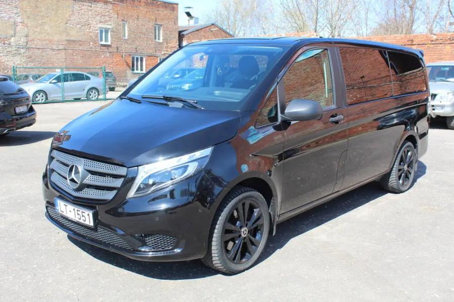 Melns Mercedes-Benz Vito 2018 Liepāja, ar dzinēja tilpumu 2.20 L un nobraukumu 170 tūkst. km par 27300 €, foto 3 vietnē AUTOMOTO.COM.LV