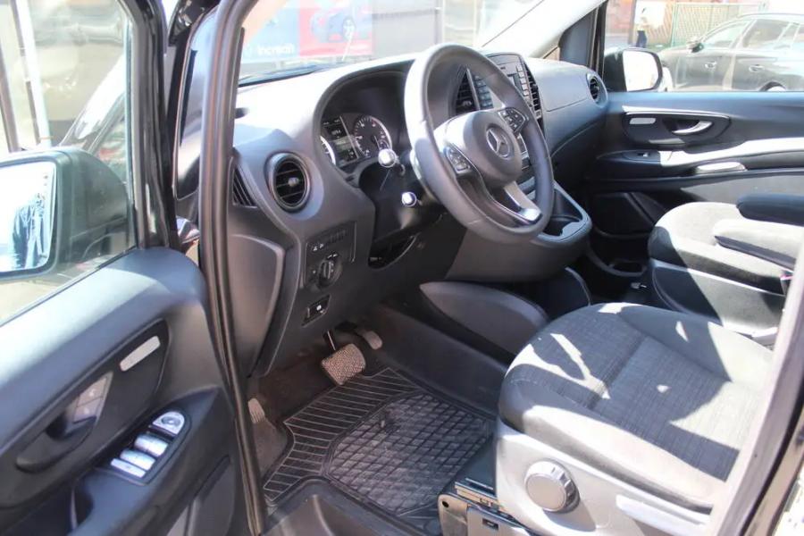Melns Mercedes-Benz Vito 2018 Liepāja, ar dzinēja tilpumu 2.20 L un nobraukumu 170 tūkst. km par 27300 €, foto 10 vietnē AUTOMOTO.COM.LV