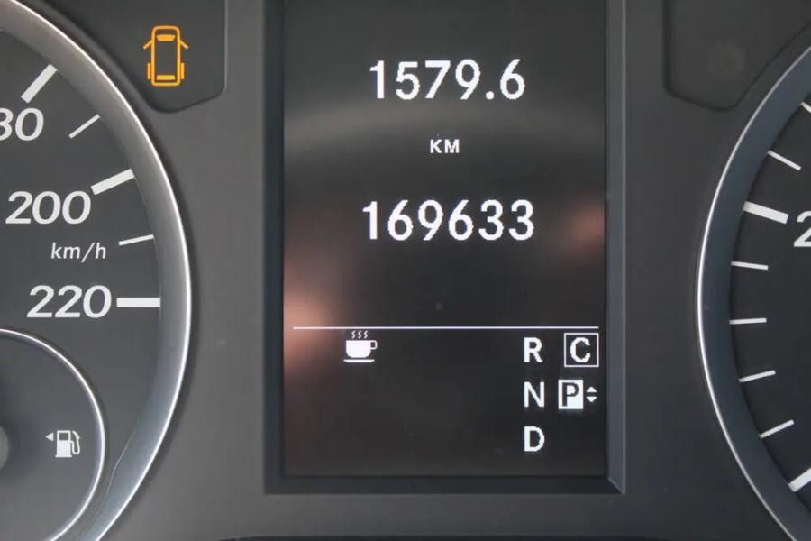 Melns Mercedes-Benz Vito 2018 Liepāja, ar dzinēja tilpumu 2.20 L un nobraukumu 170 tūkst. km par 27300 €, foto 17 vietnē AUTOMOTO.COM.LV