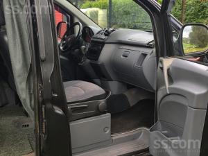 Melns Mercedes-Benz Vito 2007 Rīga, ar dzinēja tilpumu 2.20 L un nobraukumu 360 tūkst. km par 6370 €, foto 12 vietnē AUTOMOTO.COM.LV