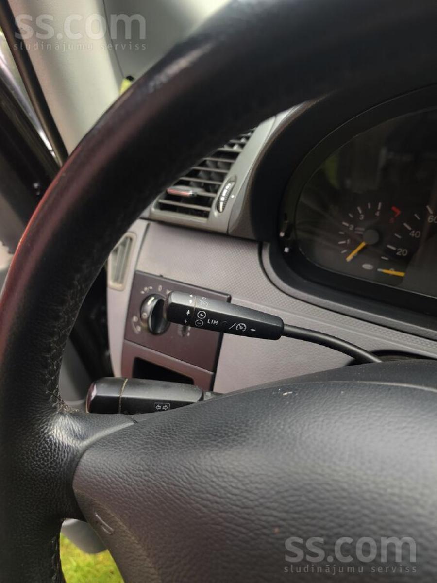 Melns Mercedes-Benz Vito 2007 Rīga, ar dzinēja tilpumu 2.20 L un nobraukumu 360 tūkst. km par 6370 €, foto 16 vietnē AUTOMOTO.COM.LV