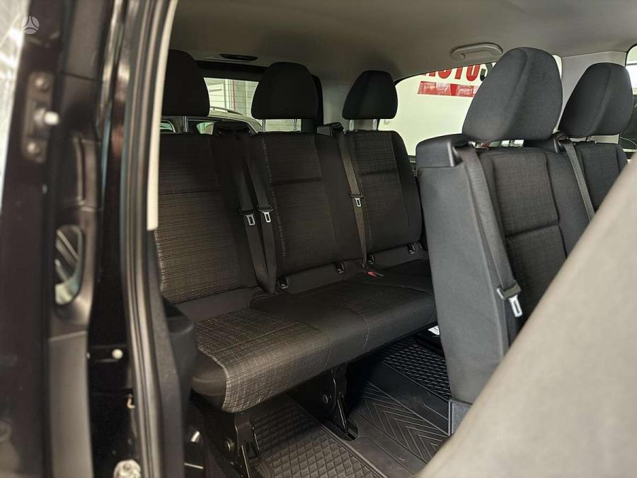 Melns Mercedes-Benz Vito 2016 Klaipėda, ar dzinēja tilpumu 2.14 L un nobraukumu 269 tūkst. km par 18500 €, foto 13 vietnē AUTOMOTO.COM.LV